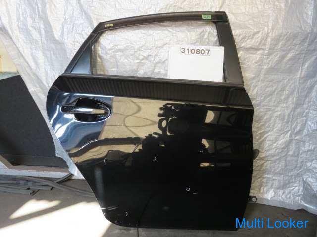 Toyota Prius ZVW30 right rear door Ōita - multilooker