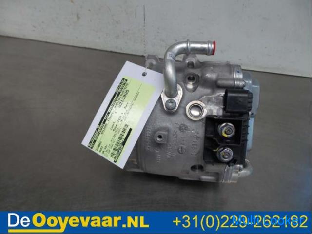 Audi Q8 Alternator De Blokken - multilooker