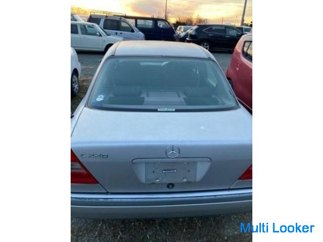 1995 Mercedes C220 - 83.000 km. Ōta - multilooker