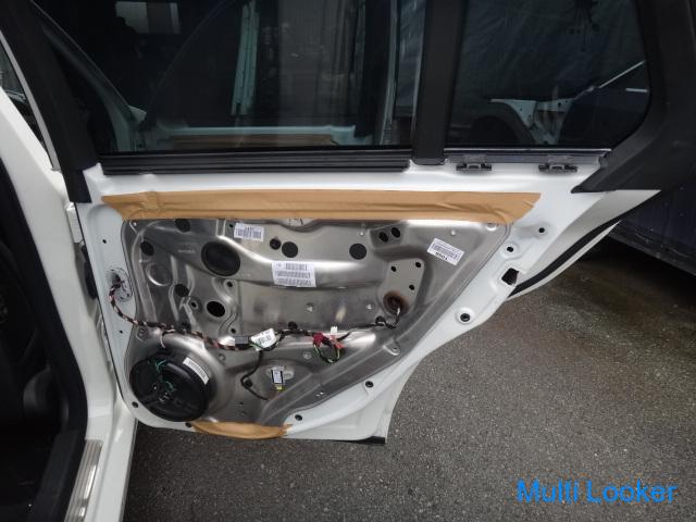 Mercedes W204 C200 etc. Wagon Right Rear Door 650U / White Kurume ...